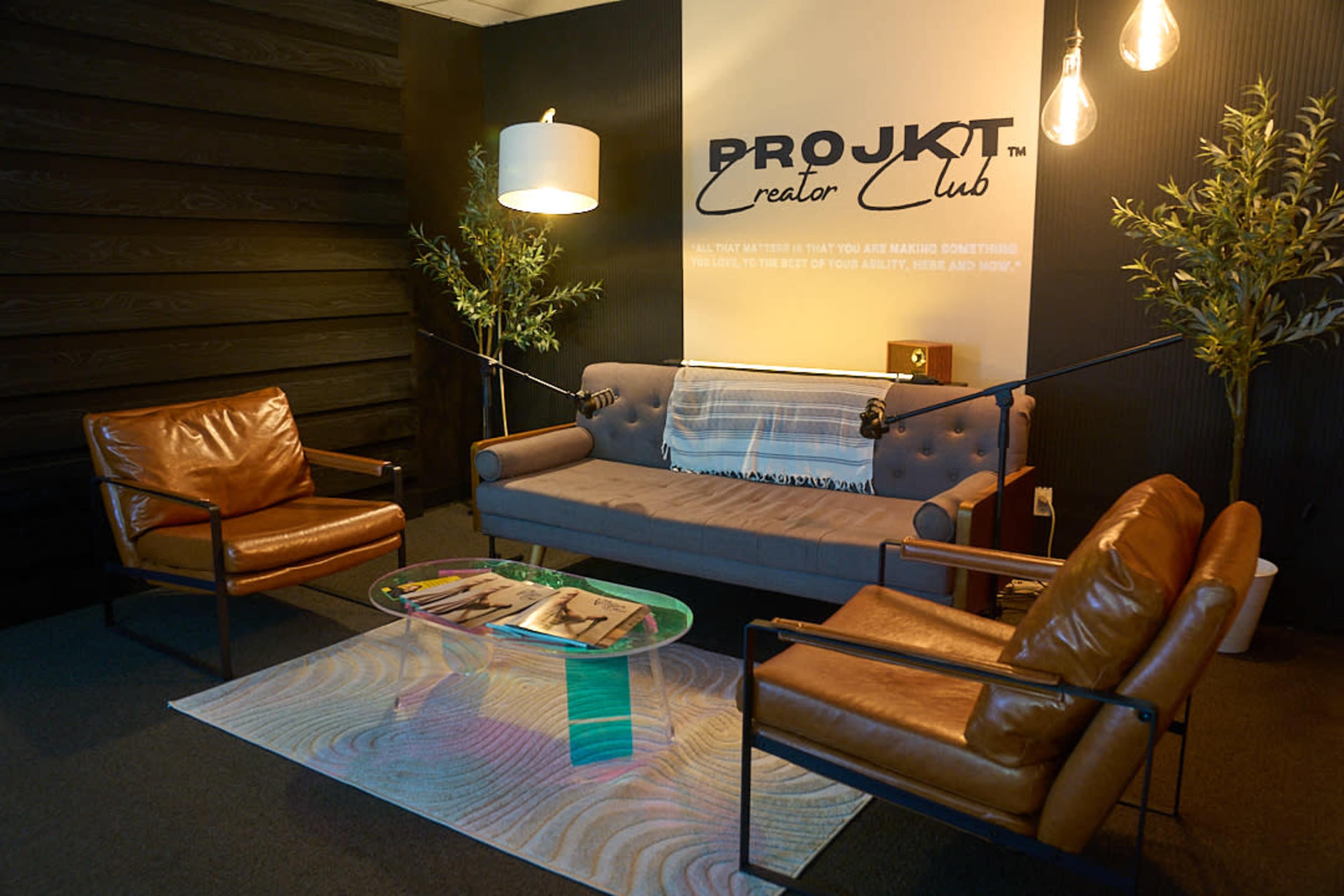 PROJKT STUDIOS | Premium RGB Lit Cyc Wall Stage, MONTEREY PARK, CA ...