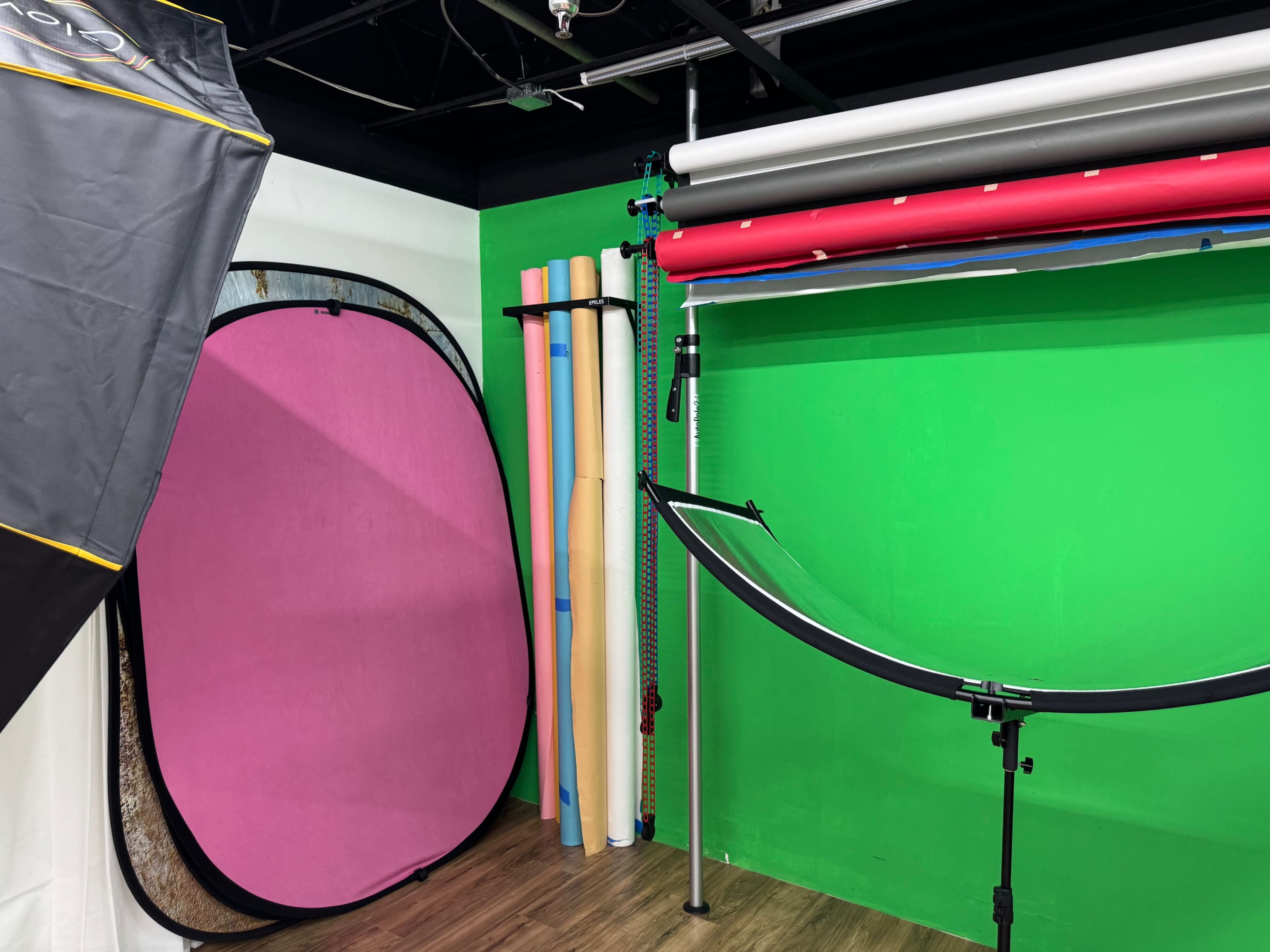 Photo studio in the heart of Miami, Miami, FL | Production | Peerspace