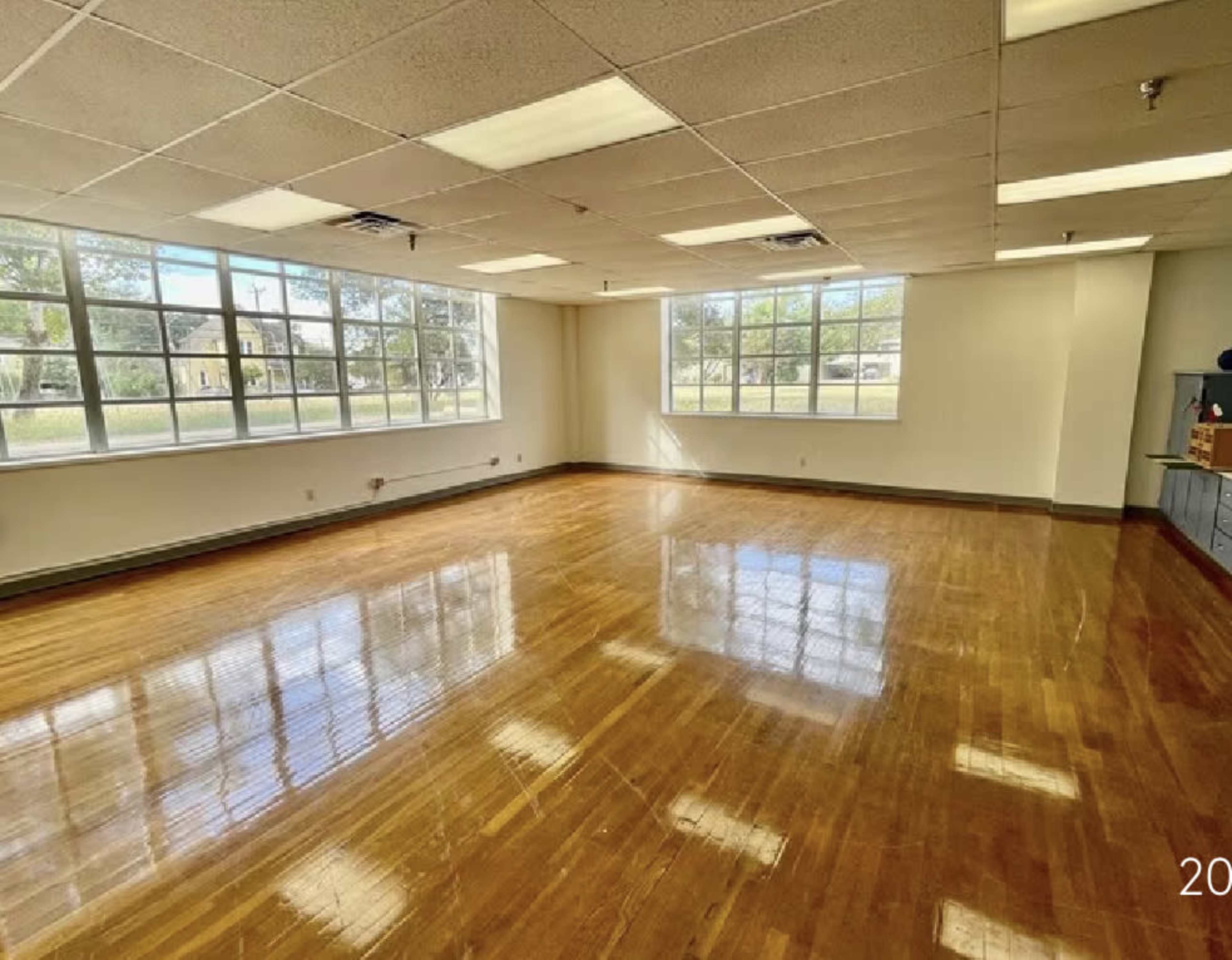 Historic 3 story school with full gym, caferteria, and hardwood floors ...