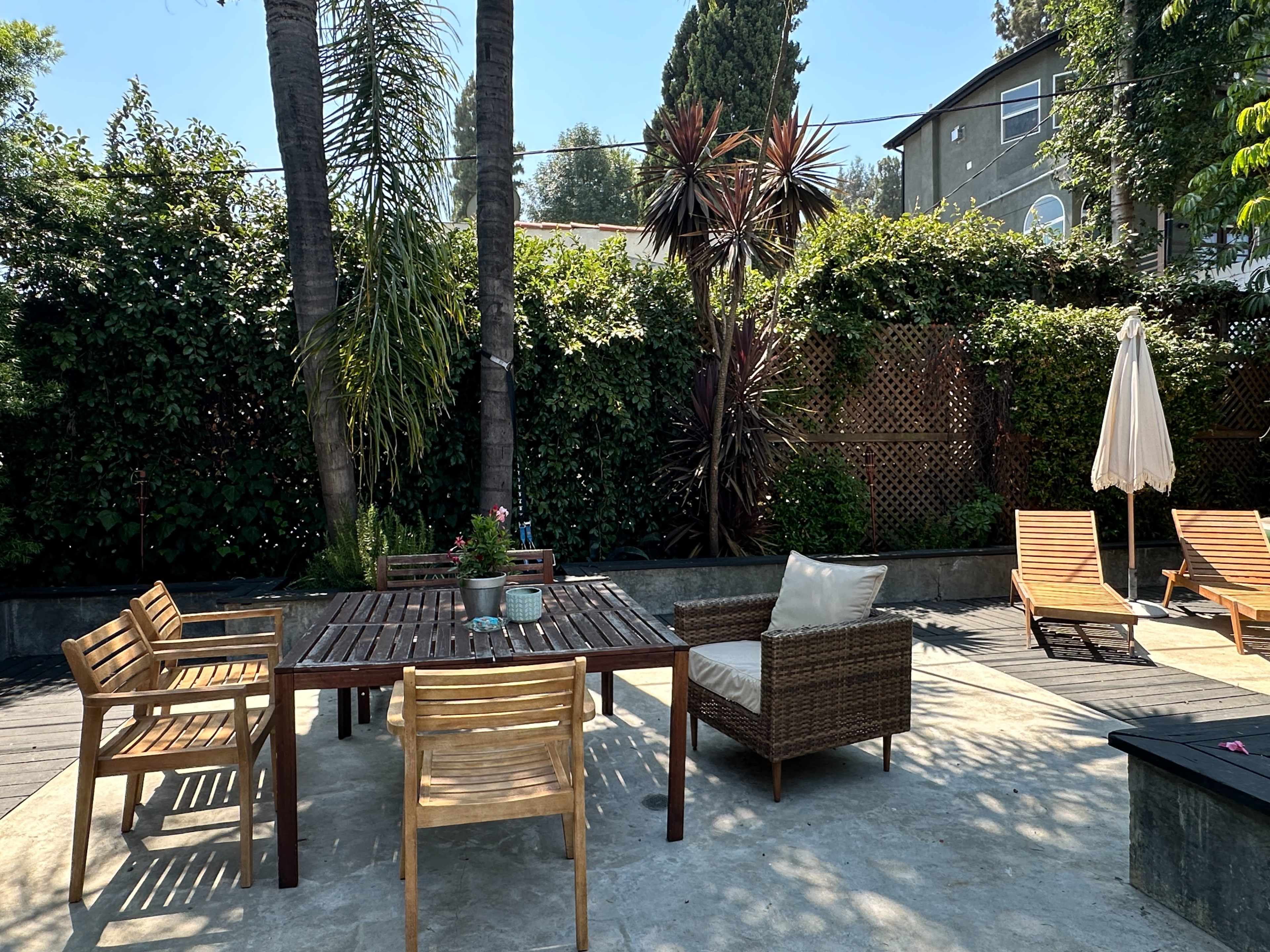 Mid Century Modern Hollywood House with Large Backyard, Los Angeles, CA ...