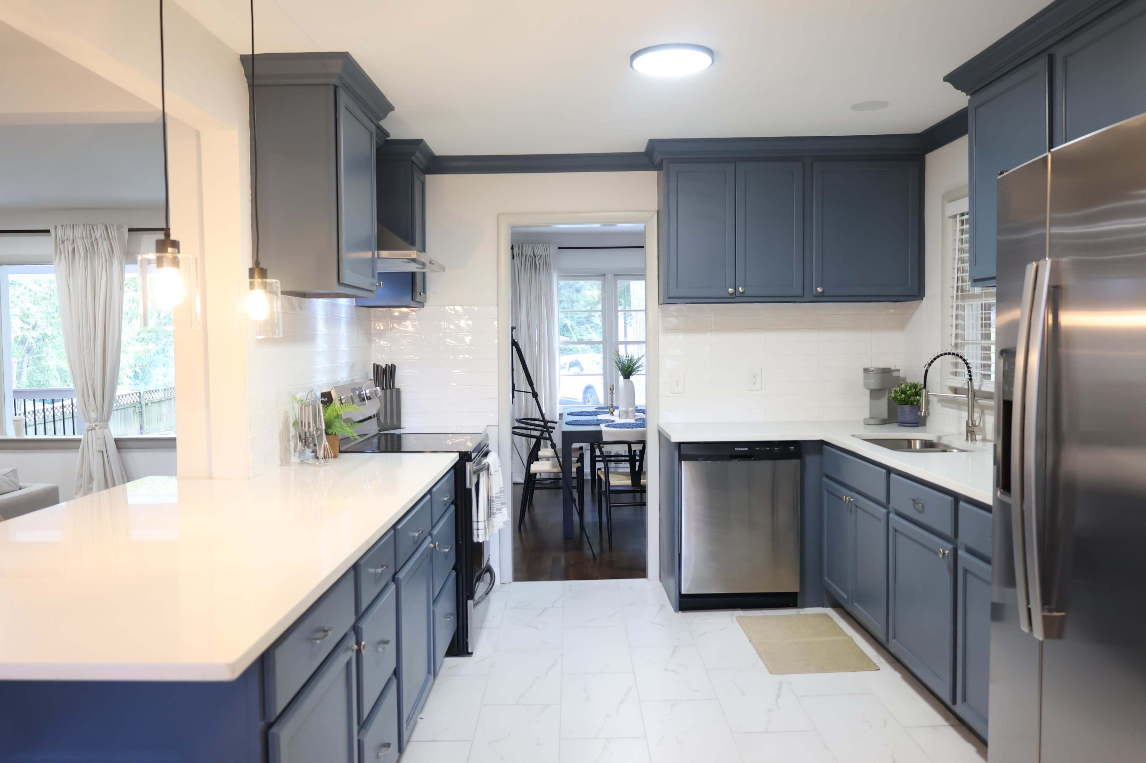 Urban Quiet Retreat with Expansive Outdoor Haven (Optional) in the ...