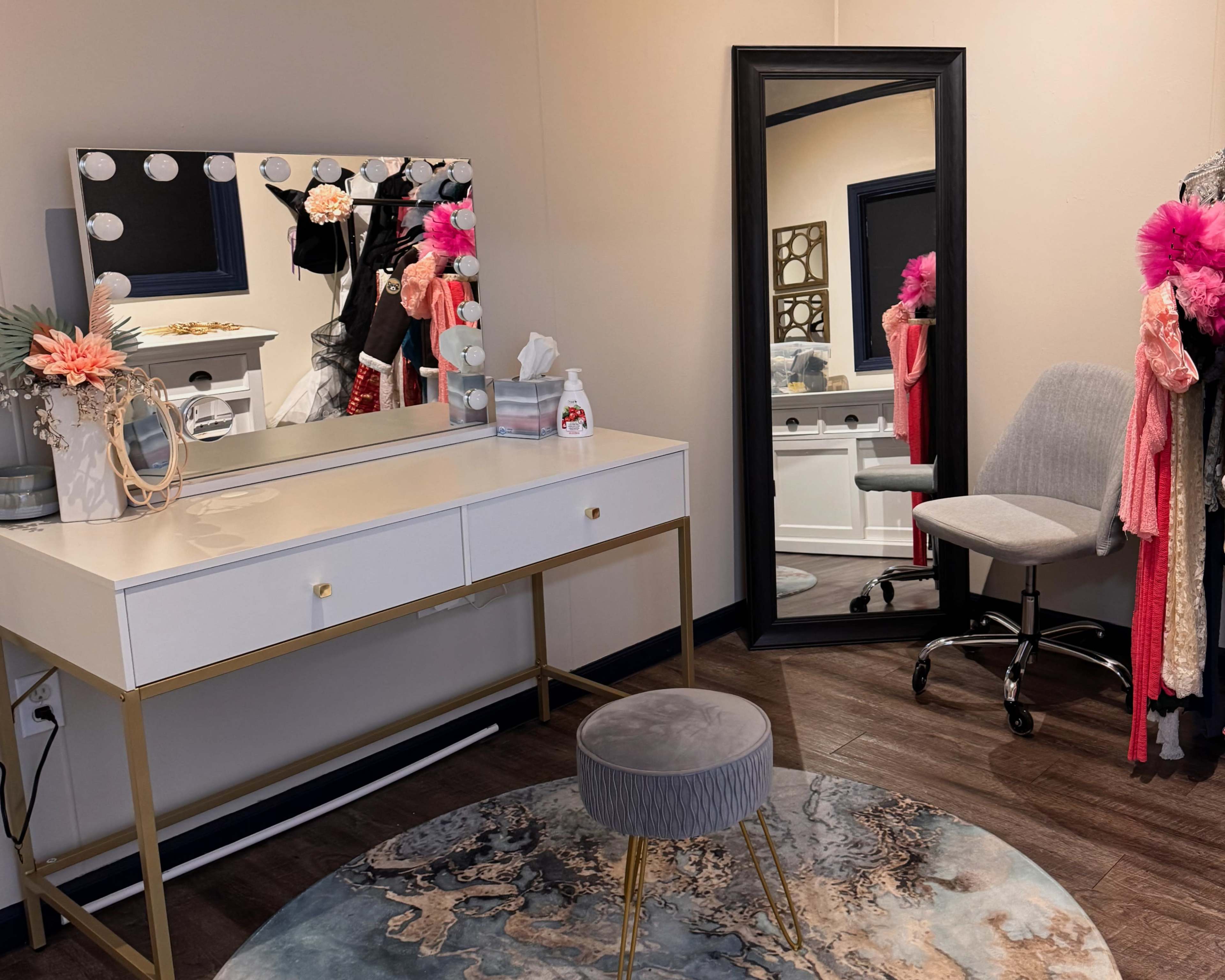 S.E.Fulmer Photography | Retail Studio Convenient Location, Goodrich ...