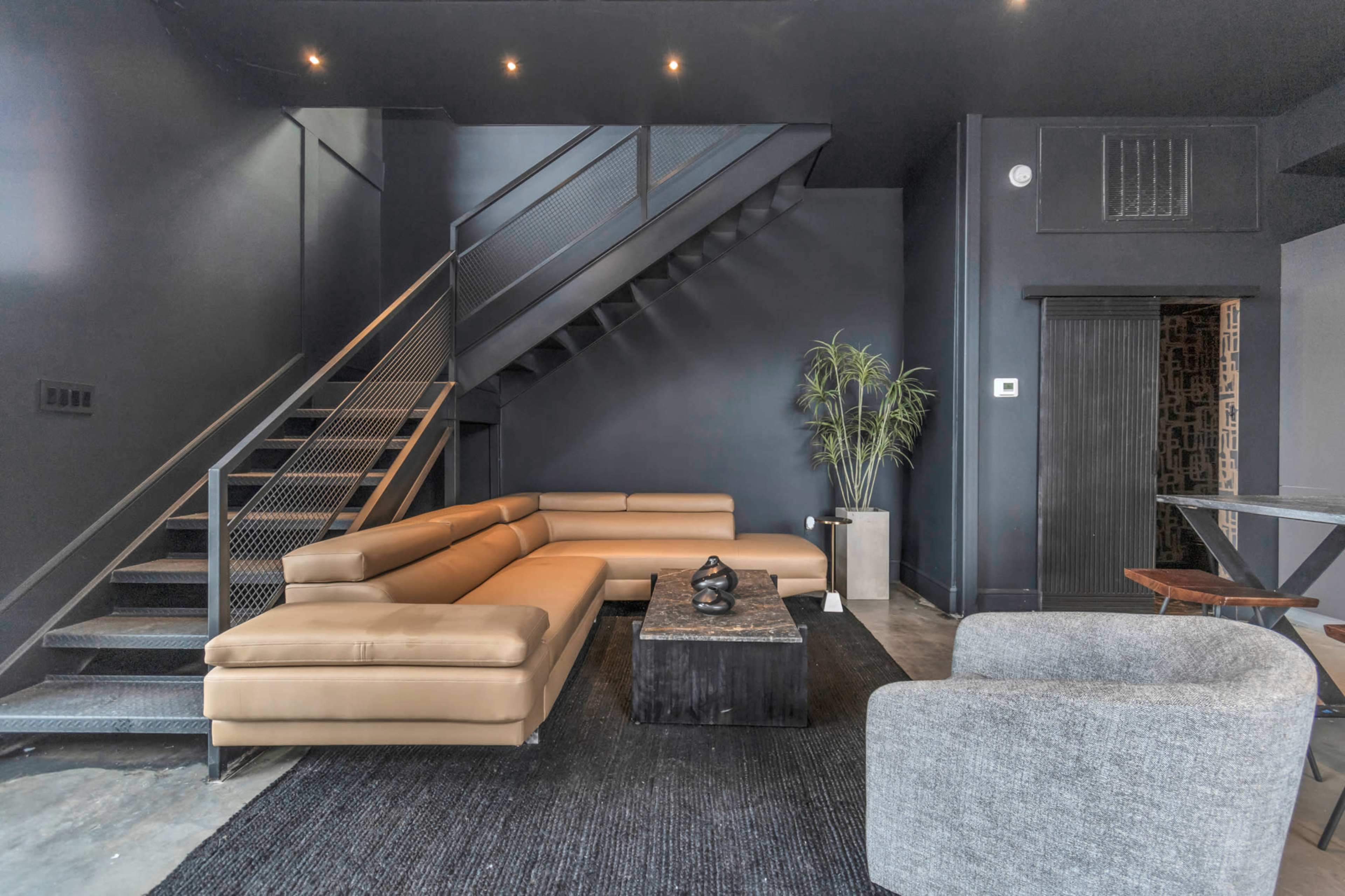 Downtown Private Oasis with Luxurious Spacious Loft, Houston, TX | Off ...