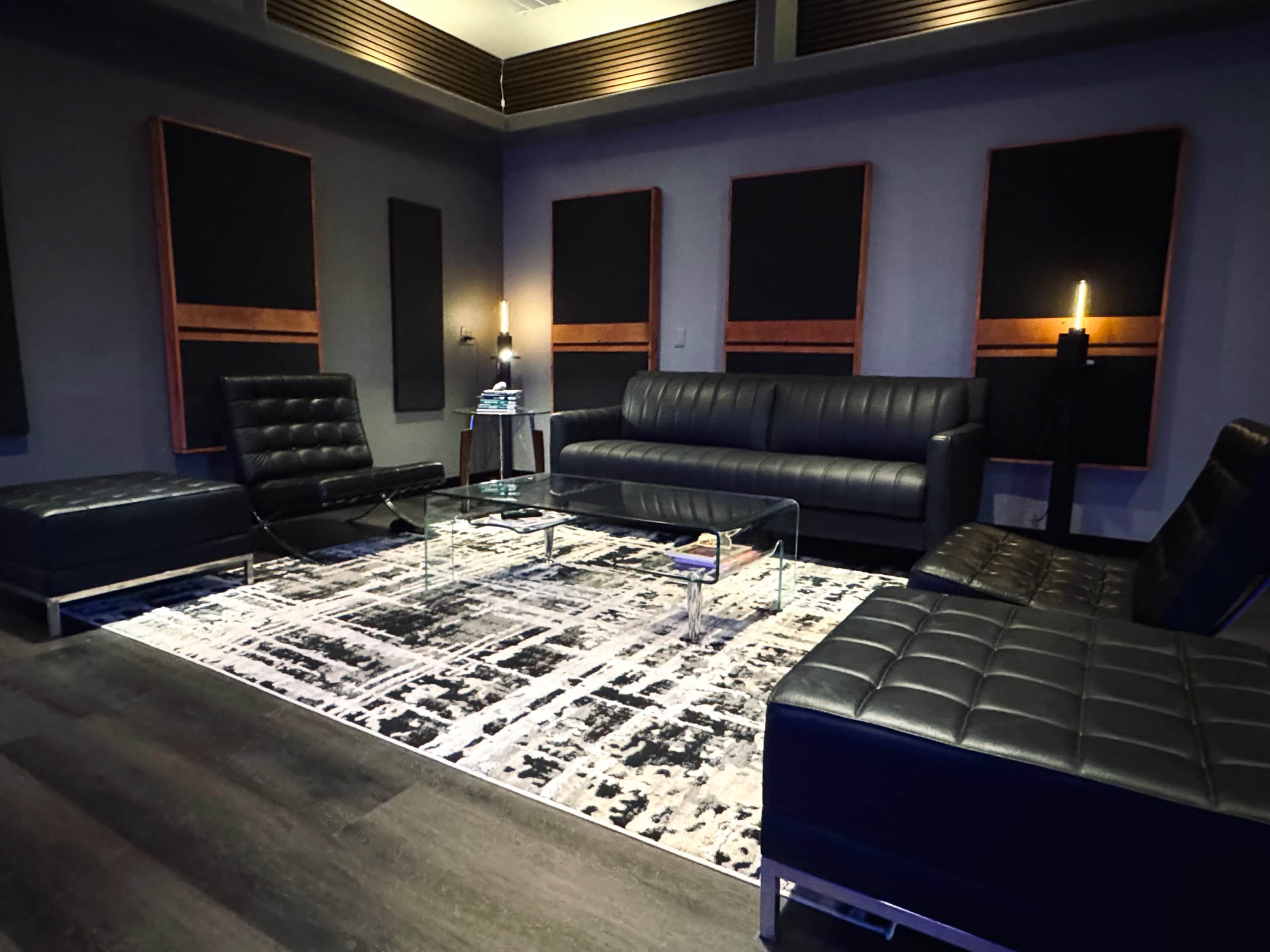 Podcast Lounge @ Iconica | 4K, Las Vegas, NV | Production | Peerspace